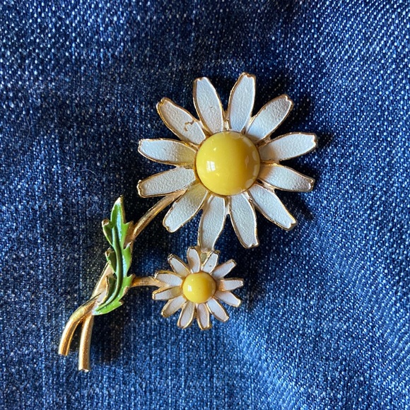 Albert Weiss | Jewelry | Vintage Weiss Flower Double Daisy Pin Brooch ...